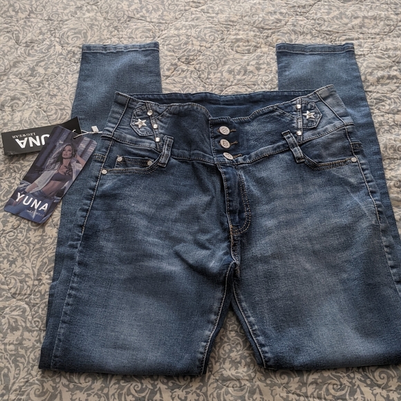 yuna | Jeans | Nwt Yuna Brand Skinny Jeans Size Xxl Fits Smaller See ...